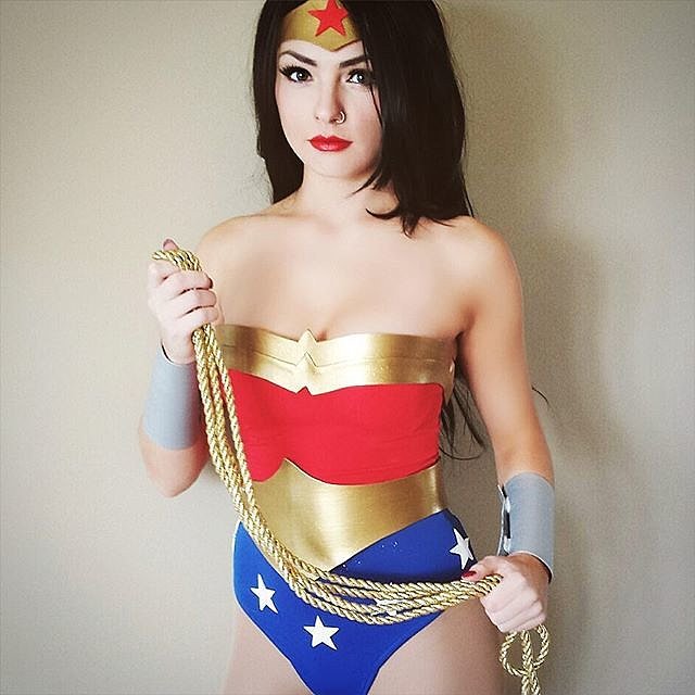 Wonder Woman This Years Top 10 Costumes For Women Are Sexy And Fierce Popsugar Love And Sex