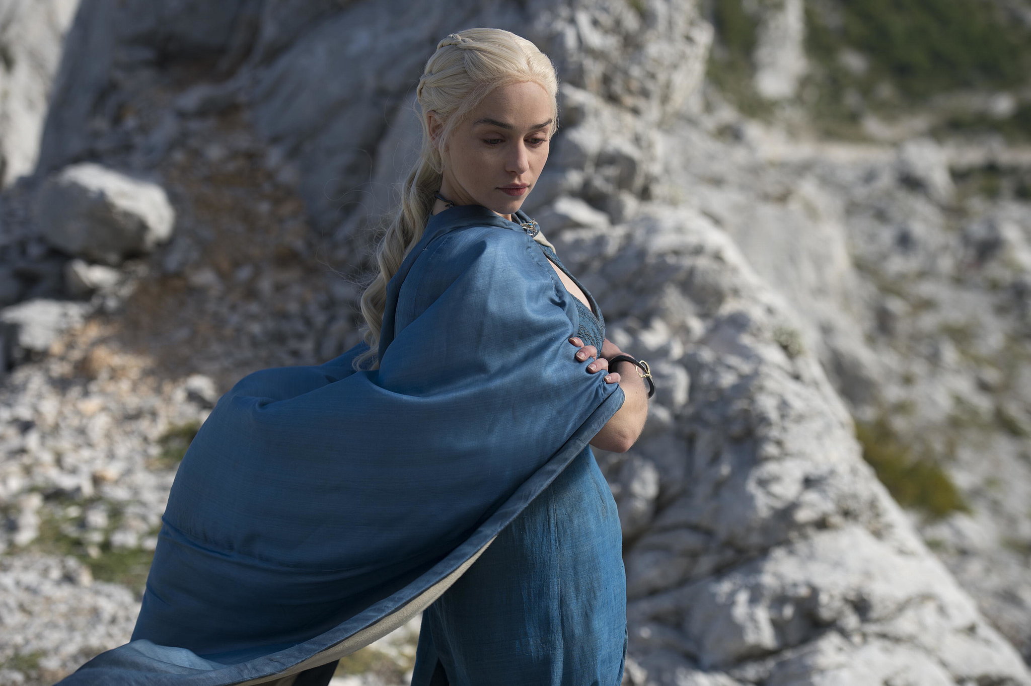 Emilia Clarke as Daenerys Targaryen. | New Game of Thrones Pictures ...