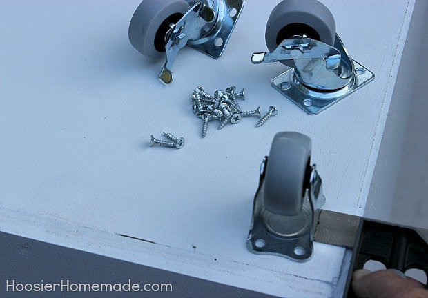 DIY Mobile Laundry Station | POPSUGAR Home