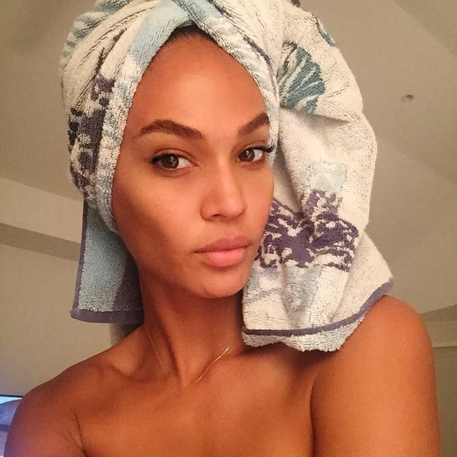 Joan Smallss Selfies Popsugar Latina