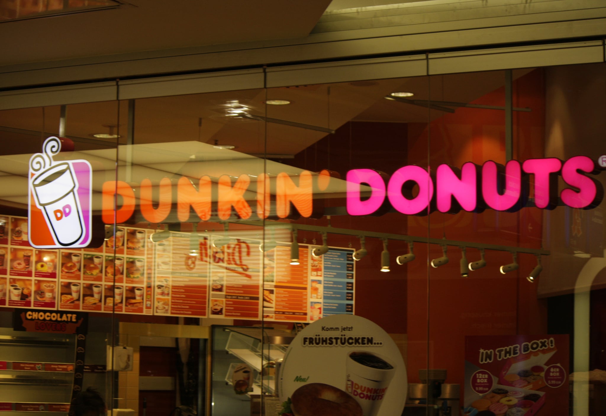 Dunkin' Donuts at Hillary Clinton's Campaign | POPSUGAR Food