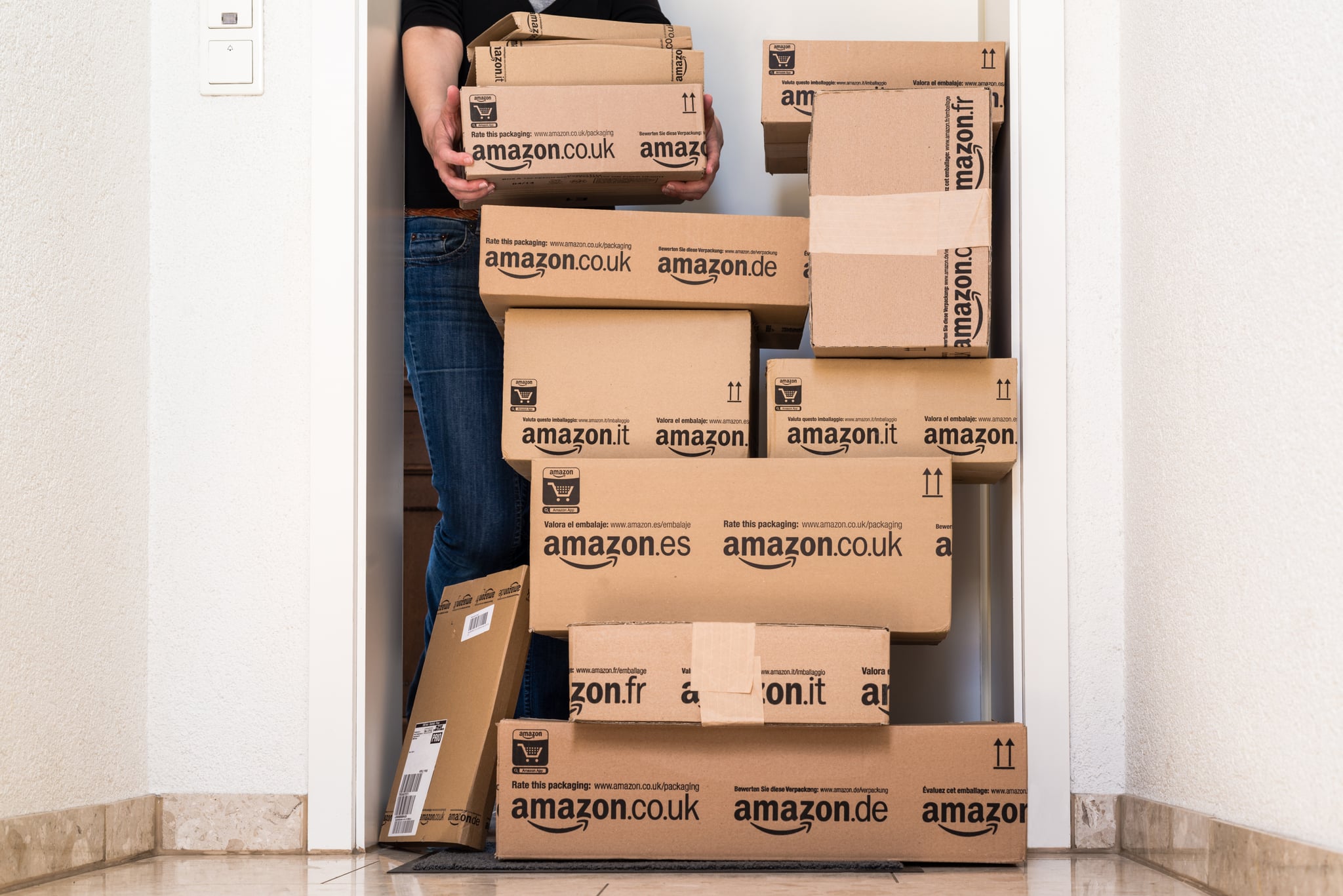 Amazon Honors First Customer | POPSUGAR Tech